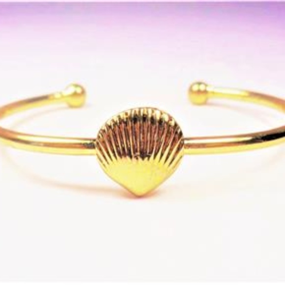 Jewelry | Nautical Gold Tone Beach Sea Shell Cuff Bracelet | Poshmark